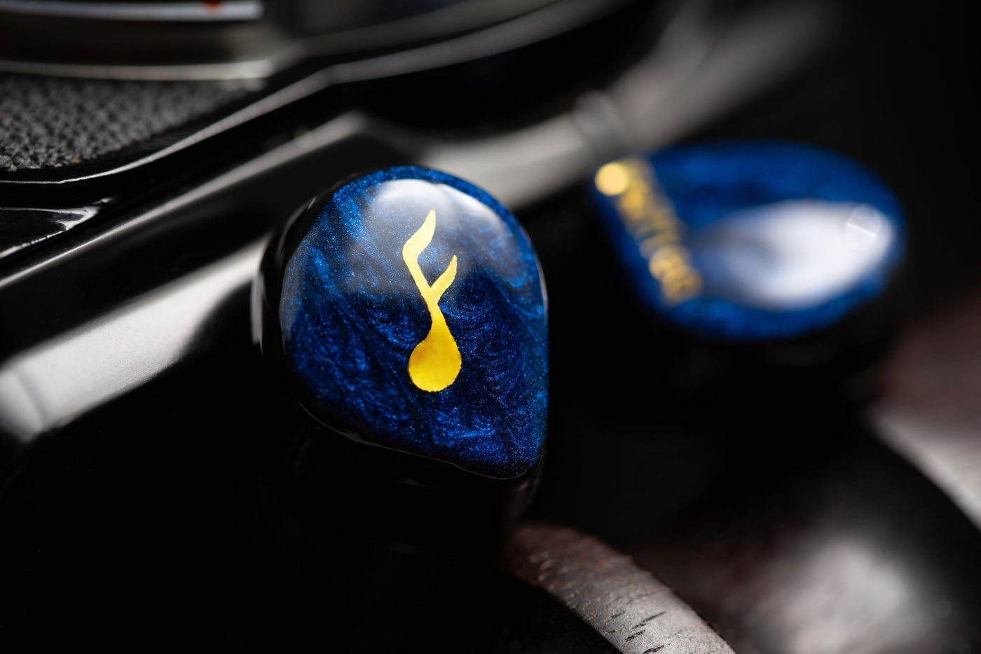 Maestro Mini Universals | FATFreq